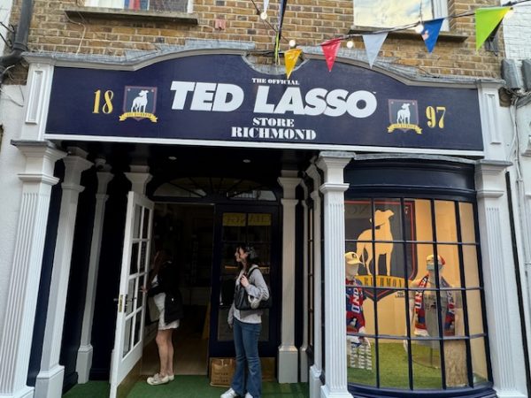 OFFICIAL TED LASSO MERCHANDISE STORE OPENS IN RICHMOND - Teddington ...